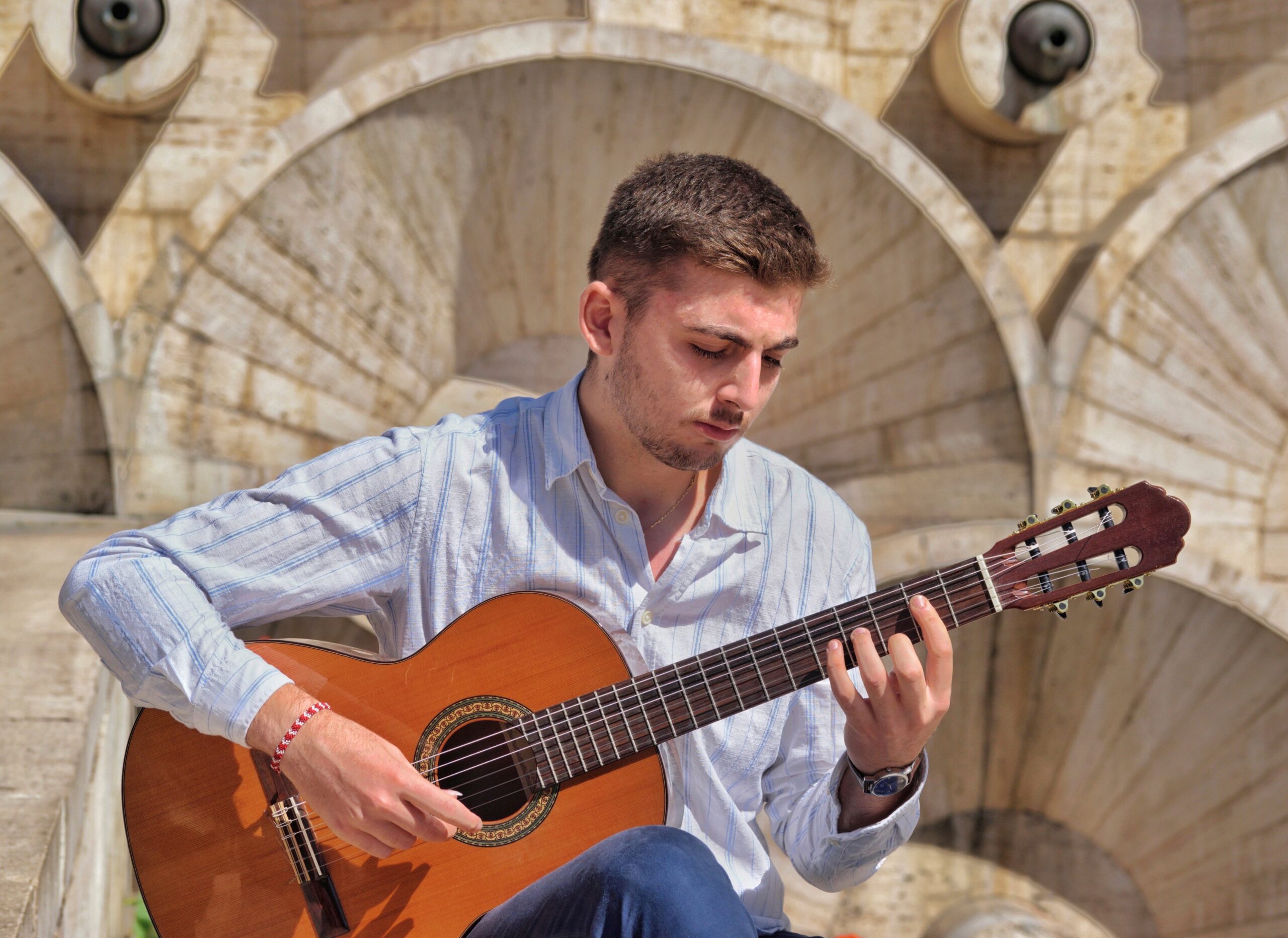Arie Dakesian (guitar) - St James's Church Piccadilly